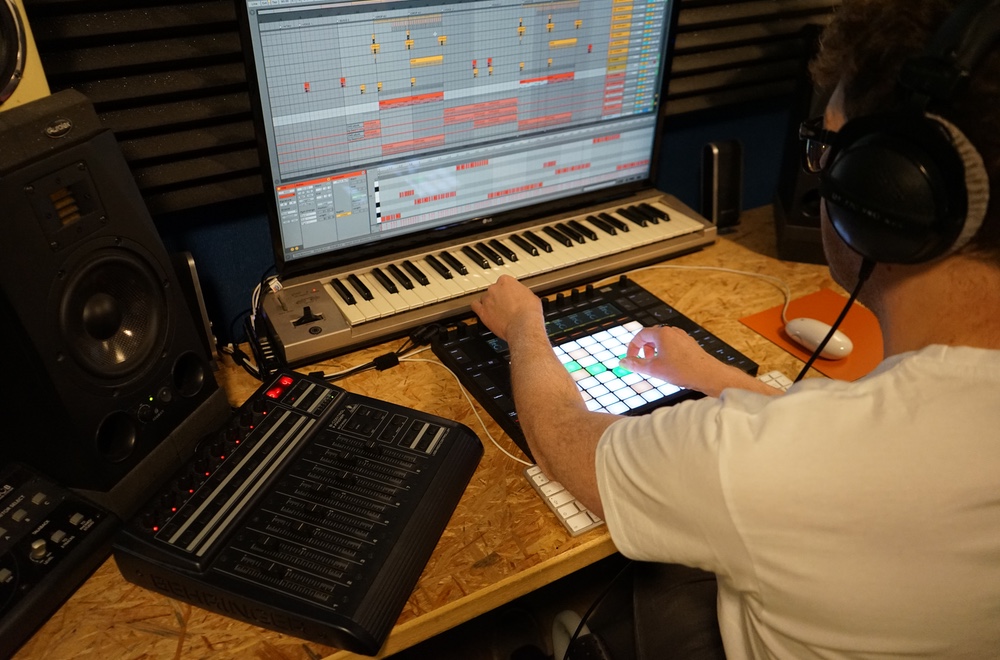 Make a Modern Pop Track in 7 weeks